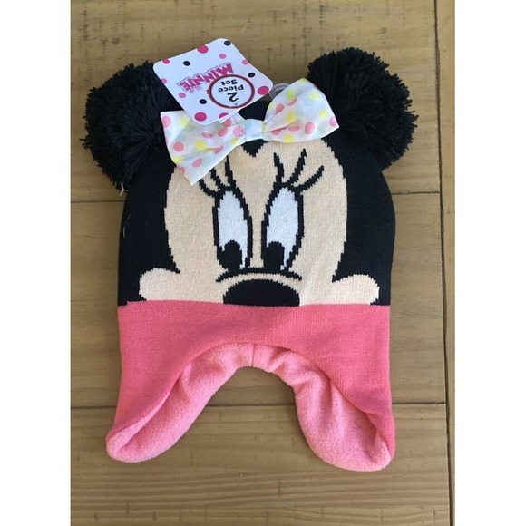 Disney | Accessories | Minnie Mouse Winter Disney Pom Pom Ribbon Beanie ...